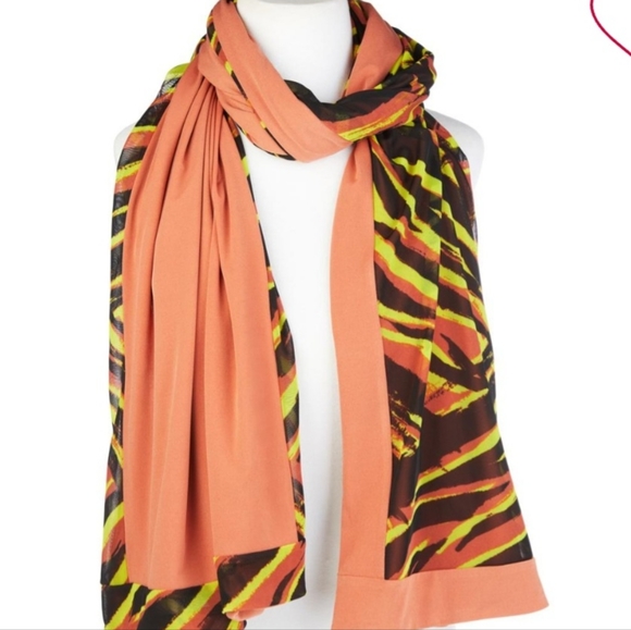IMAN | Accessories | Iman Reversible Chic Scarf With 2 Border Nwt ...